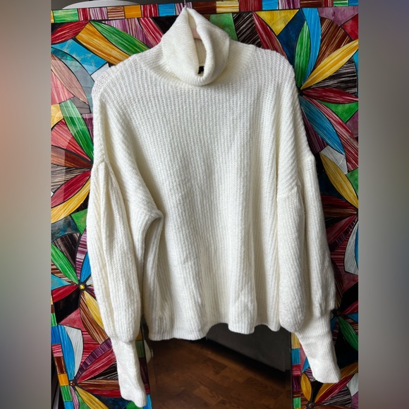 Forever 21 | Sweaters | Oversized Cream Turtle Neck And Balloon Sleeve ...